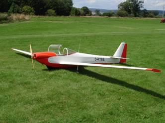 Thomas Bücheler mit Scheibe SF 33